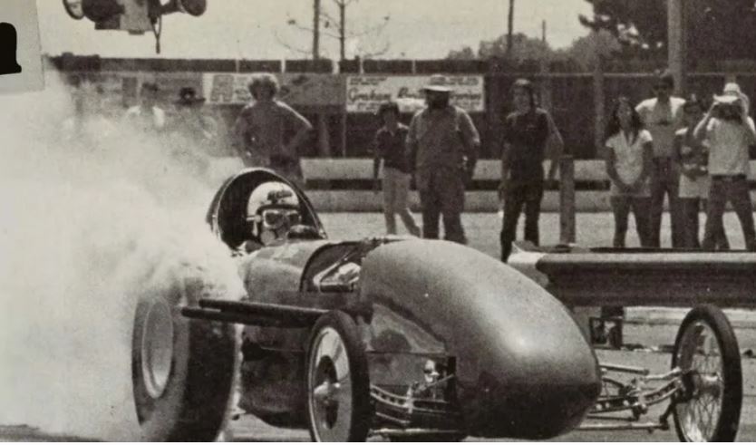 Dragster : histoire et folie des courses d’accélération